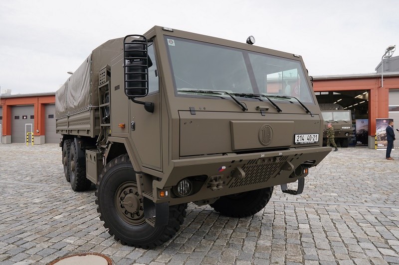 捷克採購Tatra 6×6卡車全部交付 - 軍傳媒